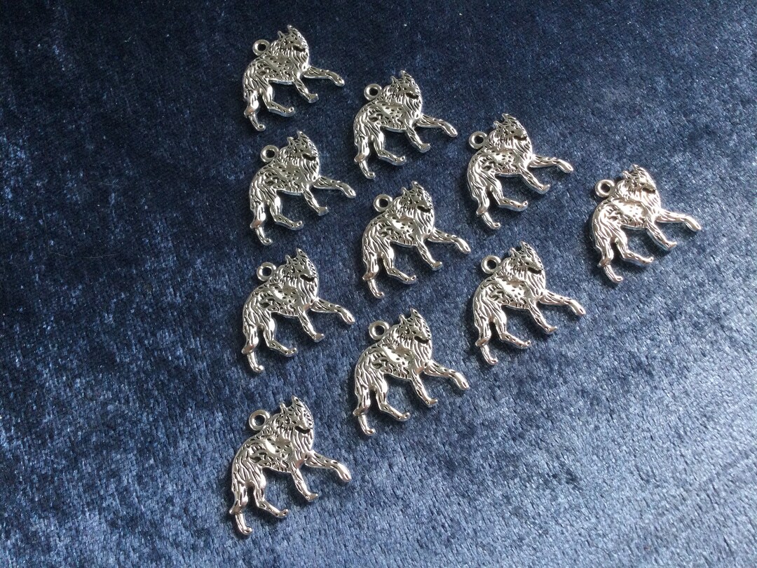 10 or 20 Pk Small Lone Wolf Charms, Lobo Wolf Pendant, Silver Tone Zinc ...