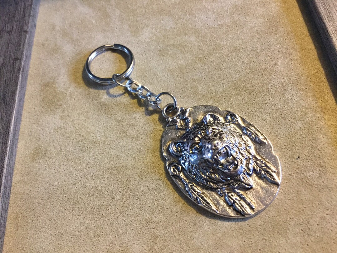 Native American Bear Medallion Keychain, Grizzly Bear Disc, Metal ...