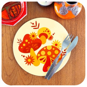 70s Mushrooms Placemats, Set of 6 - 1970s Style Round Place Mats ...