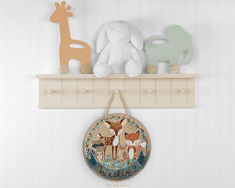 Woodland Baby Name Sign, Woodland Animals Nursery Decor, Round Wood ...