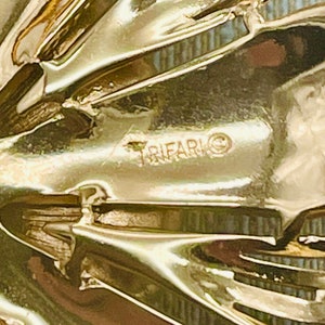 Crown Trifari Signed Vintage Large Flower Brooch - Etsy