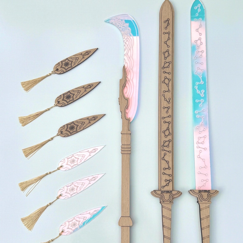 Zoey Weapons Cosplay - Etsy