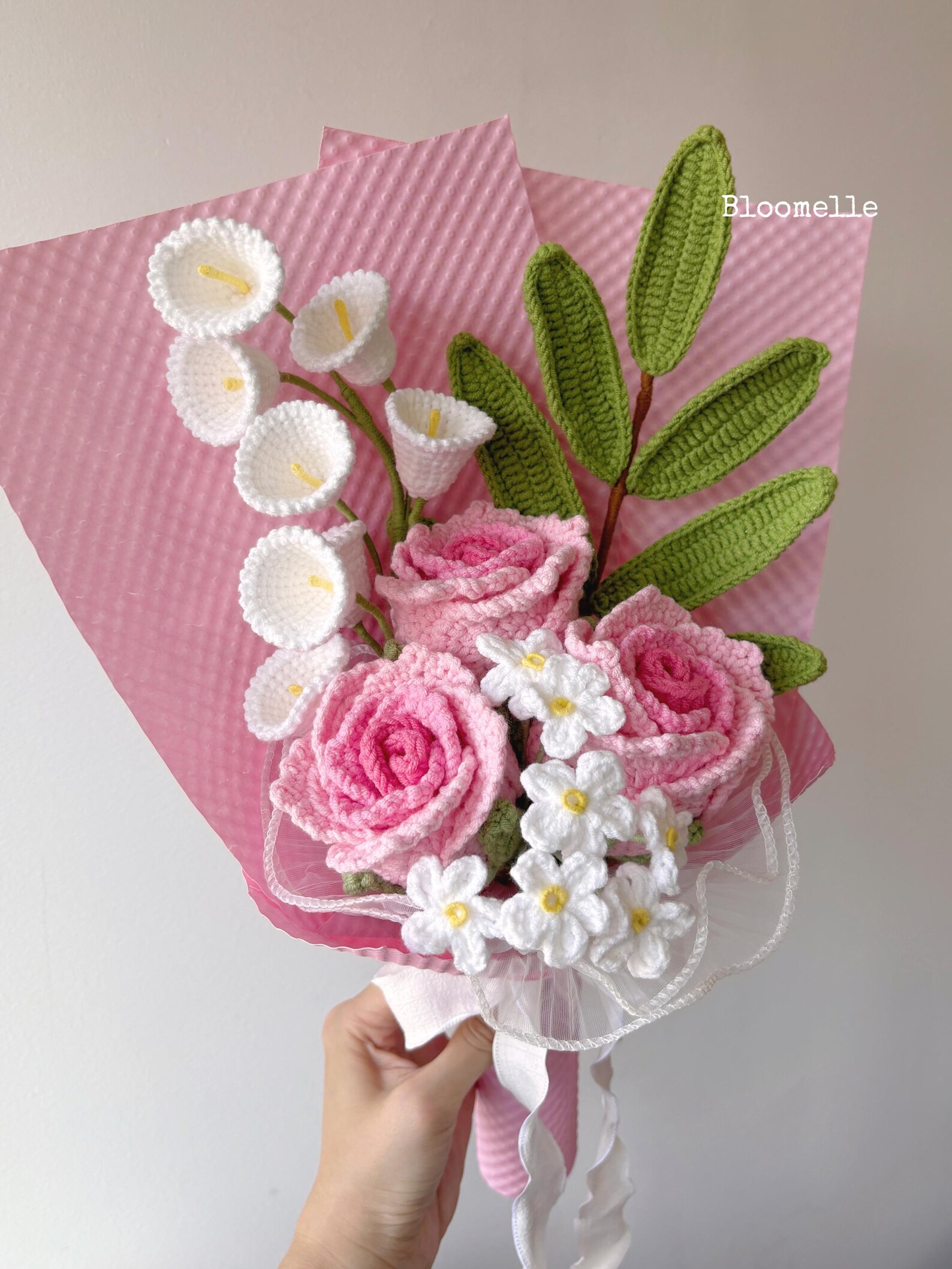 Crochet Flower Bouquet: Roselle Rose, Handmade Yarn Floral Gift - Etsy