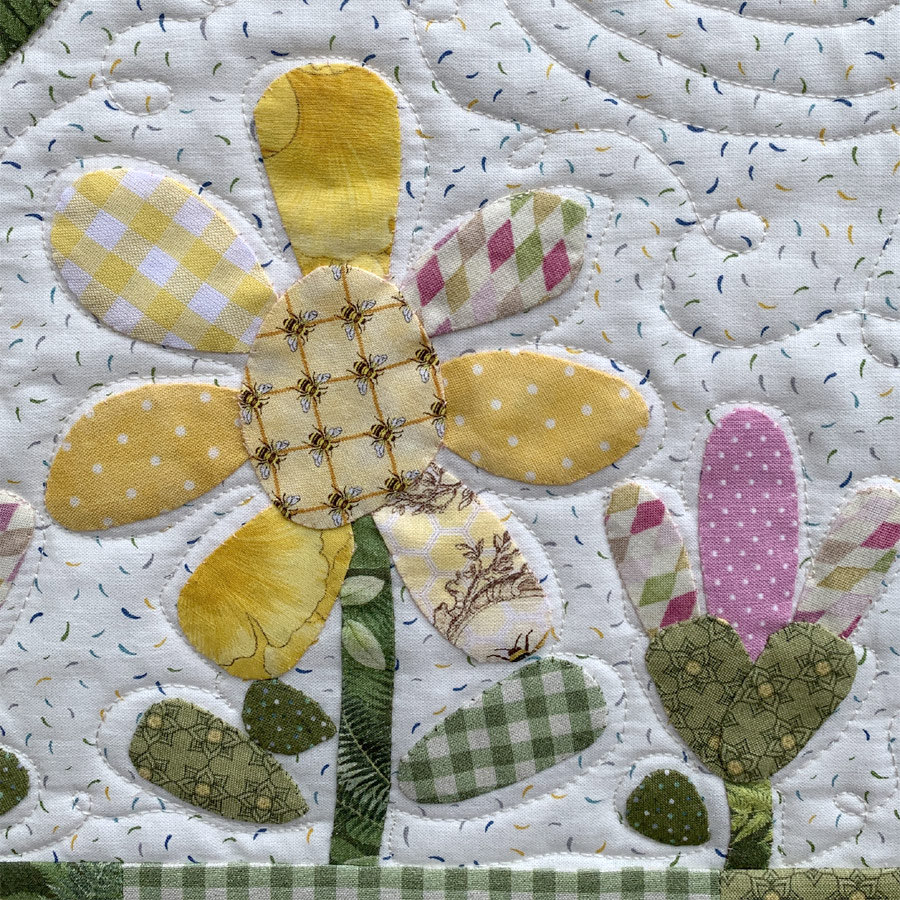 Sunny Day Table Runner Wallhanging Applique Quilting PATTERN - PDF ...