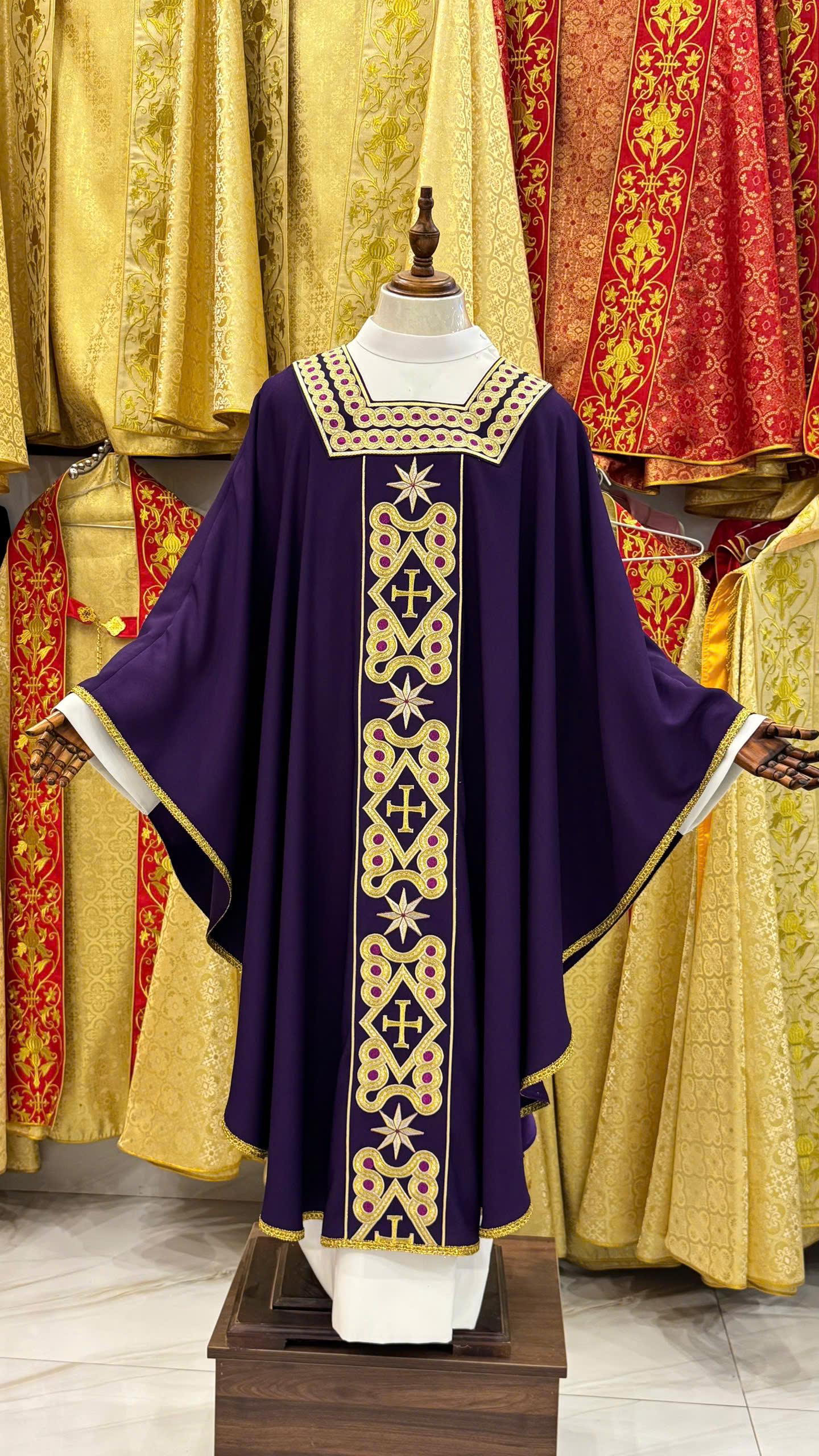 Handmade Catholic Chasuble: Custom Embroidered Priest Vestment - Etsy