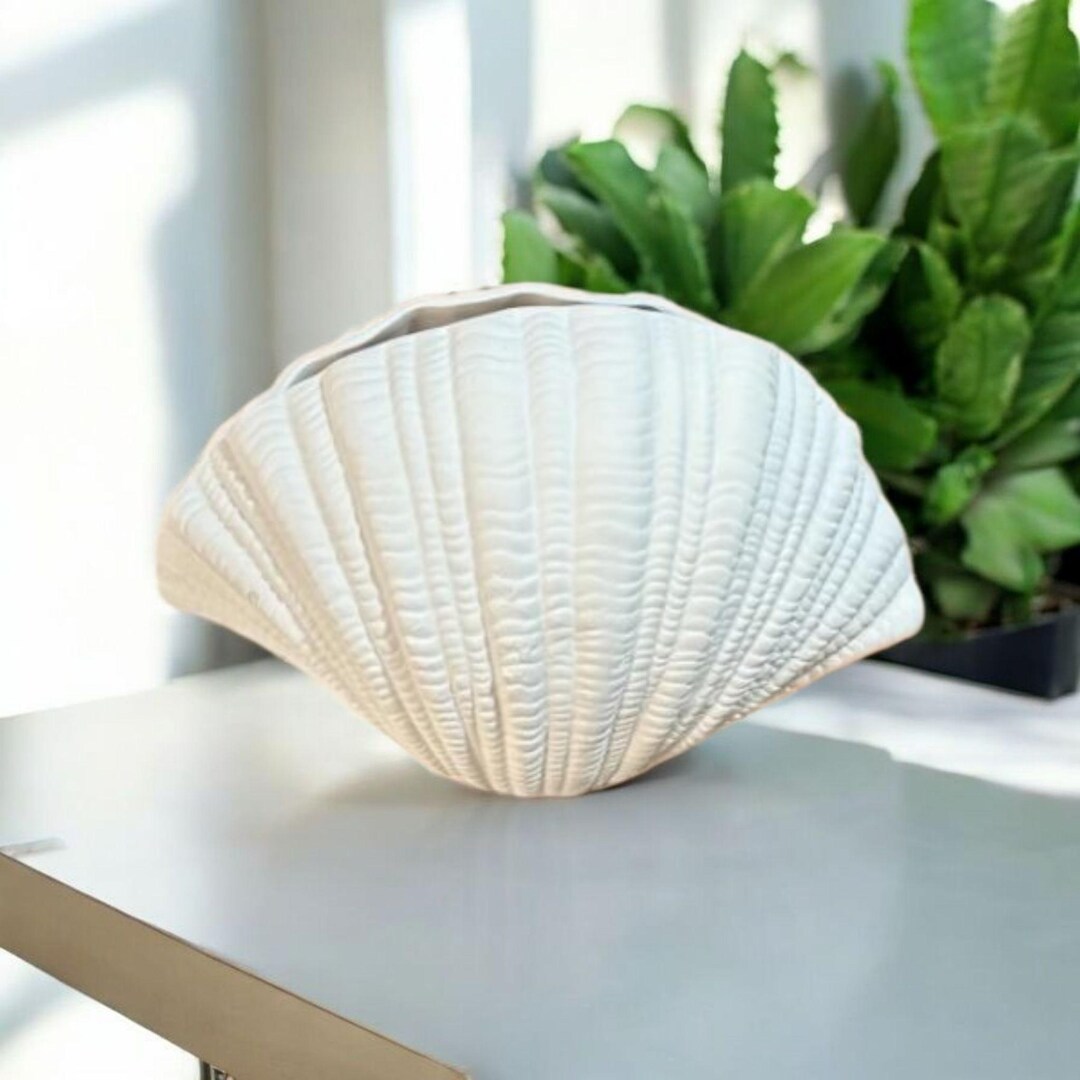 Ceramic Seashell Vase, Coastal Decor, Shell Shaped Vase, Beach Style ...