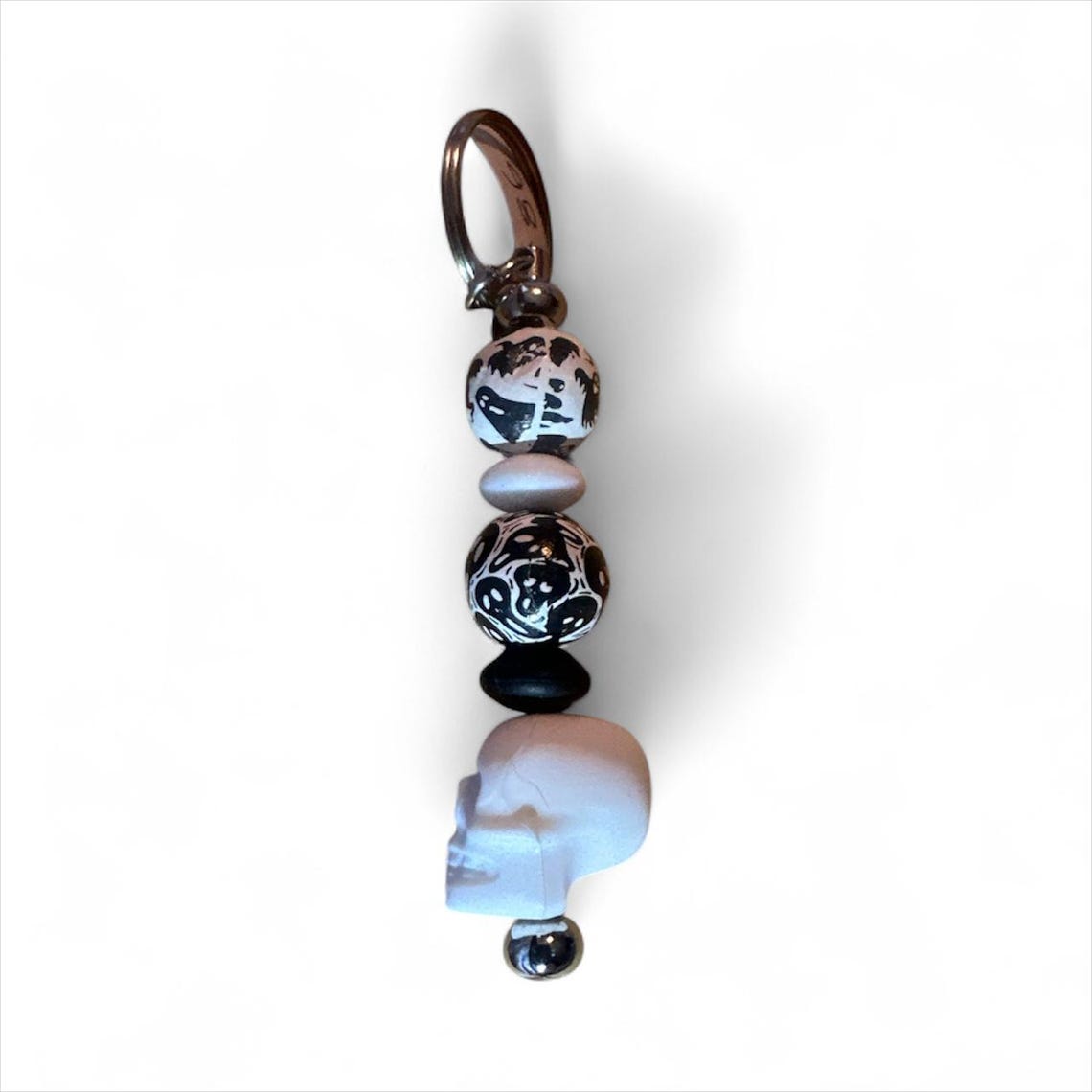 Spooky Skull Keychain – Haunt Your Style - Etsy