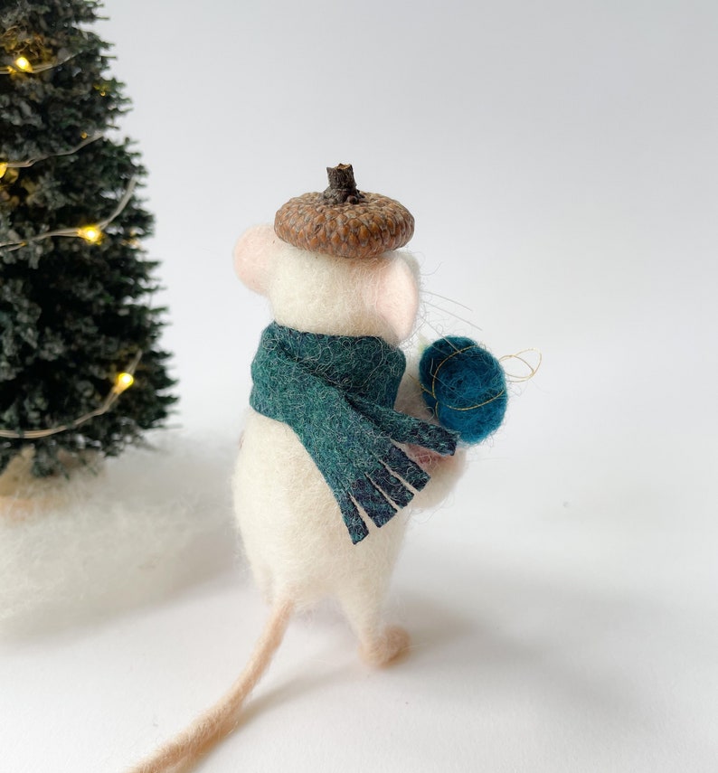 Needle Felted Mouse With Christmas Gift Needle Felted Mouse - Etsy