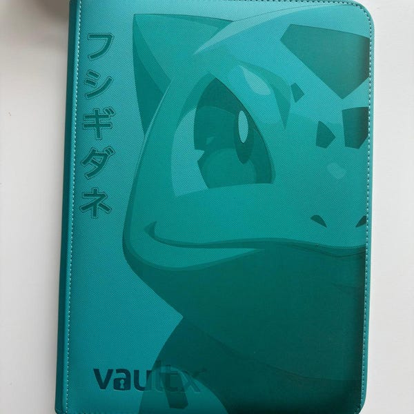 Charizard Binder Vault - Etsy UK