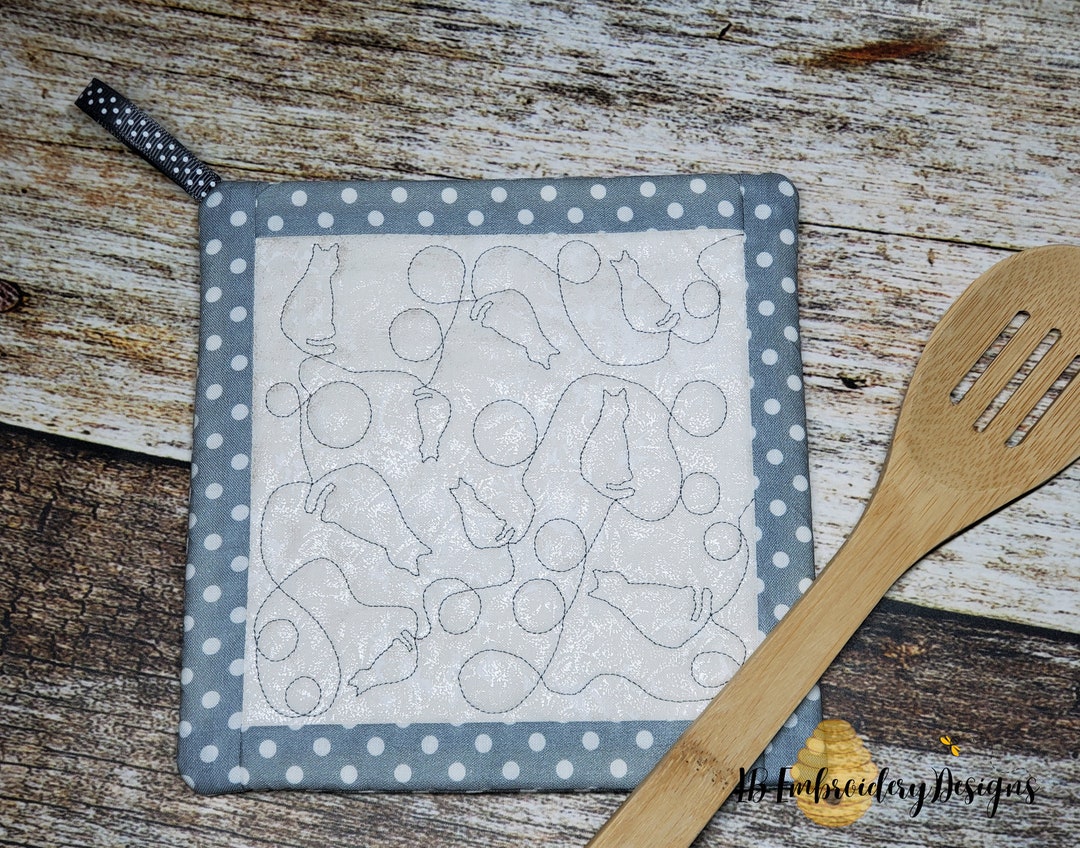 ITH Quilted Cats Potholder With Borders-in the Hoop Machine Embroidery ...