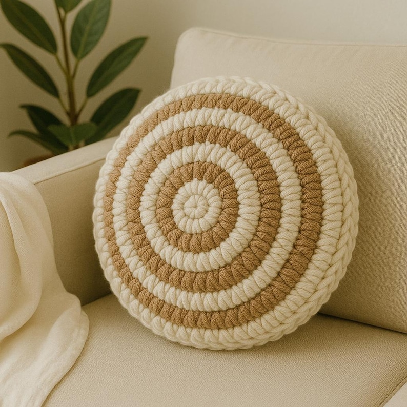 Round Crochet Cushion Pattern: Beginner-friendly Pillow (PDF Download ...