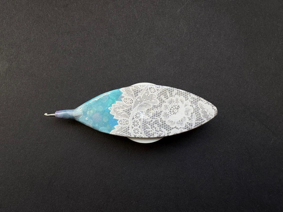 Chantilly Bubbles - Tatting Shuttle With Two Bobbins - Etsy