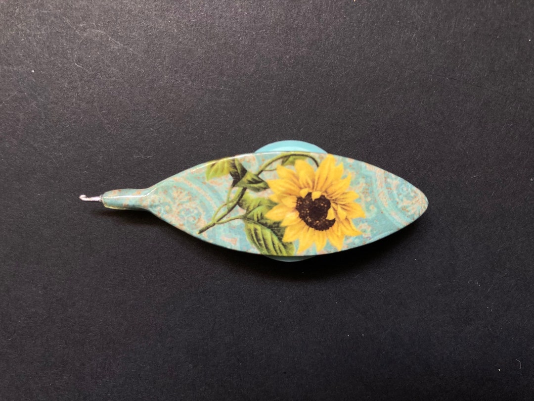Sunflower Tatting Shuttle With Two Bobbins - Etsy