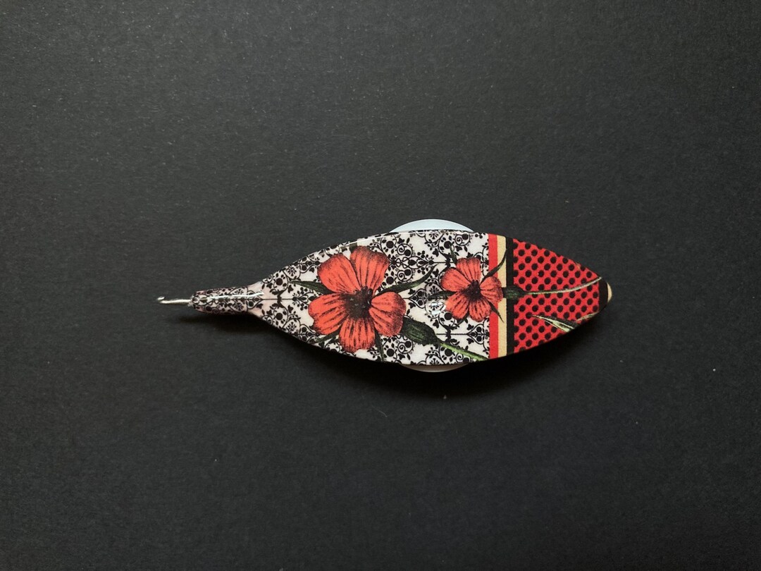 Dotted Red Tatting Shuttle With Two Bobbins - Etsy