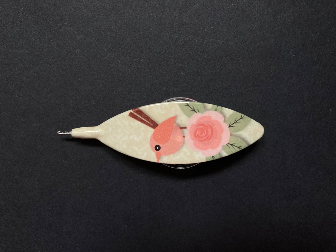 In the Pink Tatting Shuttle With Two Bobbins - Etsy