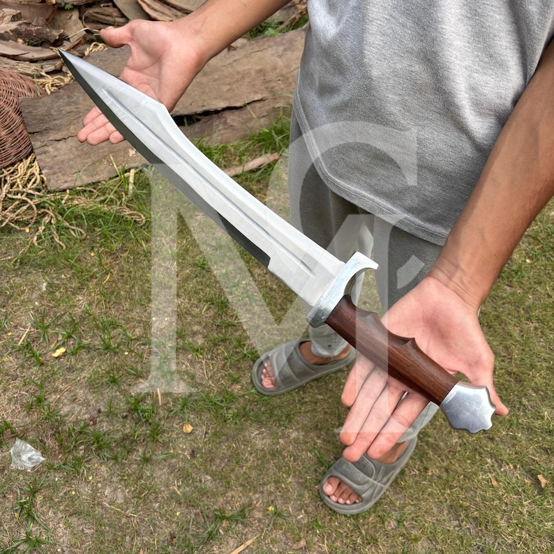 Custom Handmade High Carbon Steel | 26” Full Tang Spartan Style Sword ...