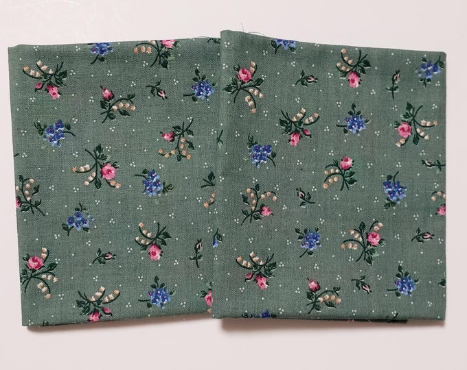 Set of 2 Vintage Calico Fabrics 11x18 Pieces Green With Small Pretty ...