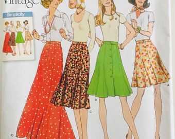 Simplicity 2184 Misses' Bias Skirt in Two Lengths and Gored Skirt in ...