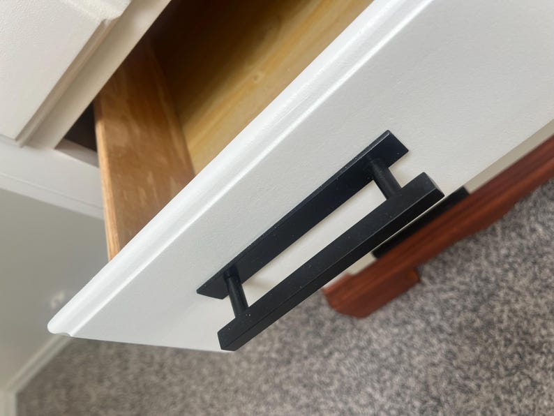 LOCAL ONLY- Gorgeous 4-drawer Dresser RESTORED - Etsy