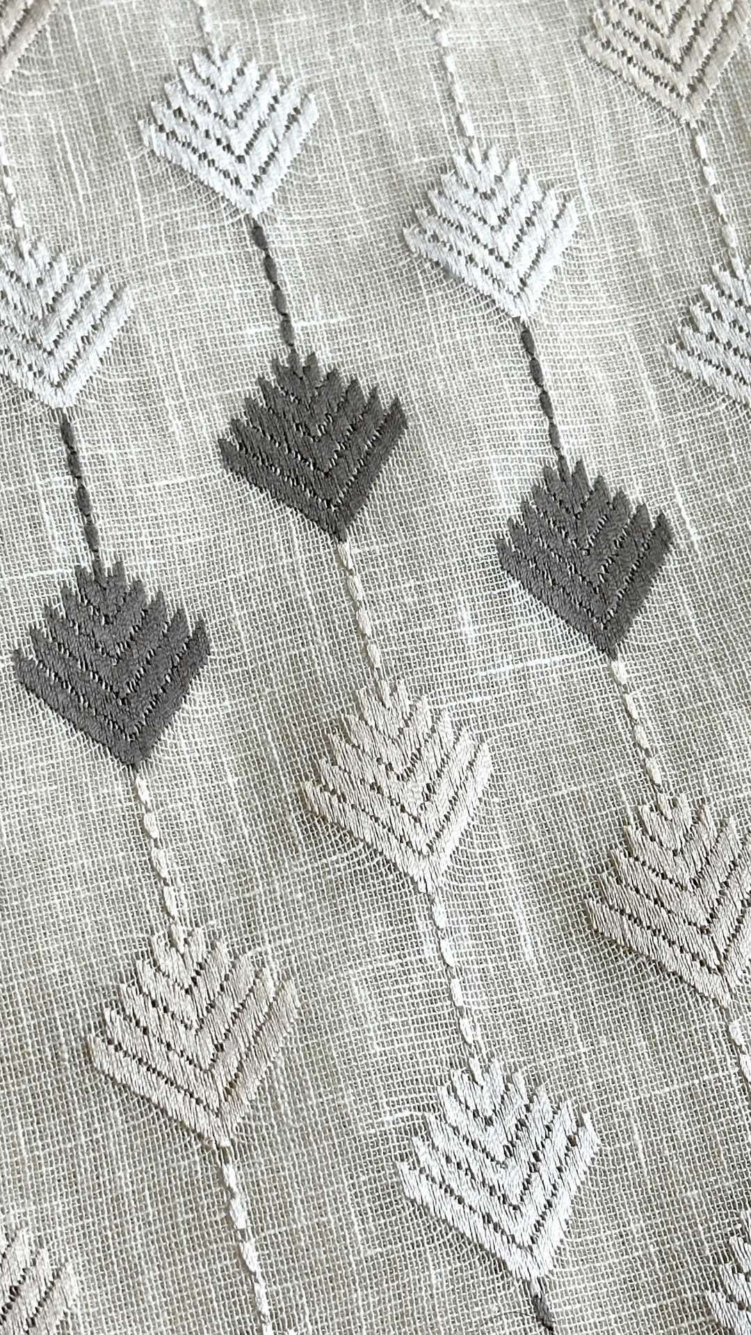 Custom-made Geometric Diamond Pattern White/ Gray/ Beige Embroidery ...