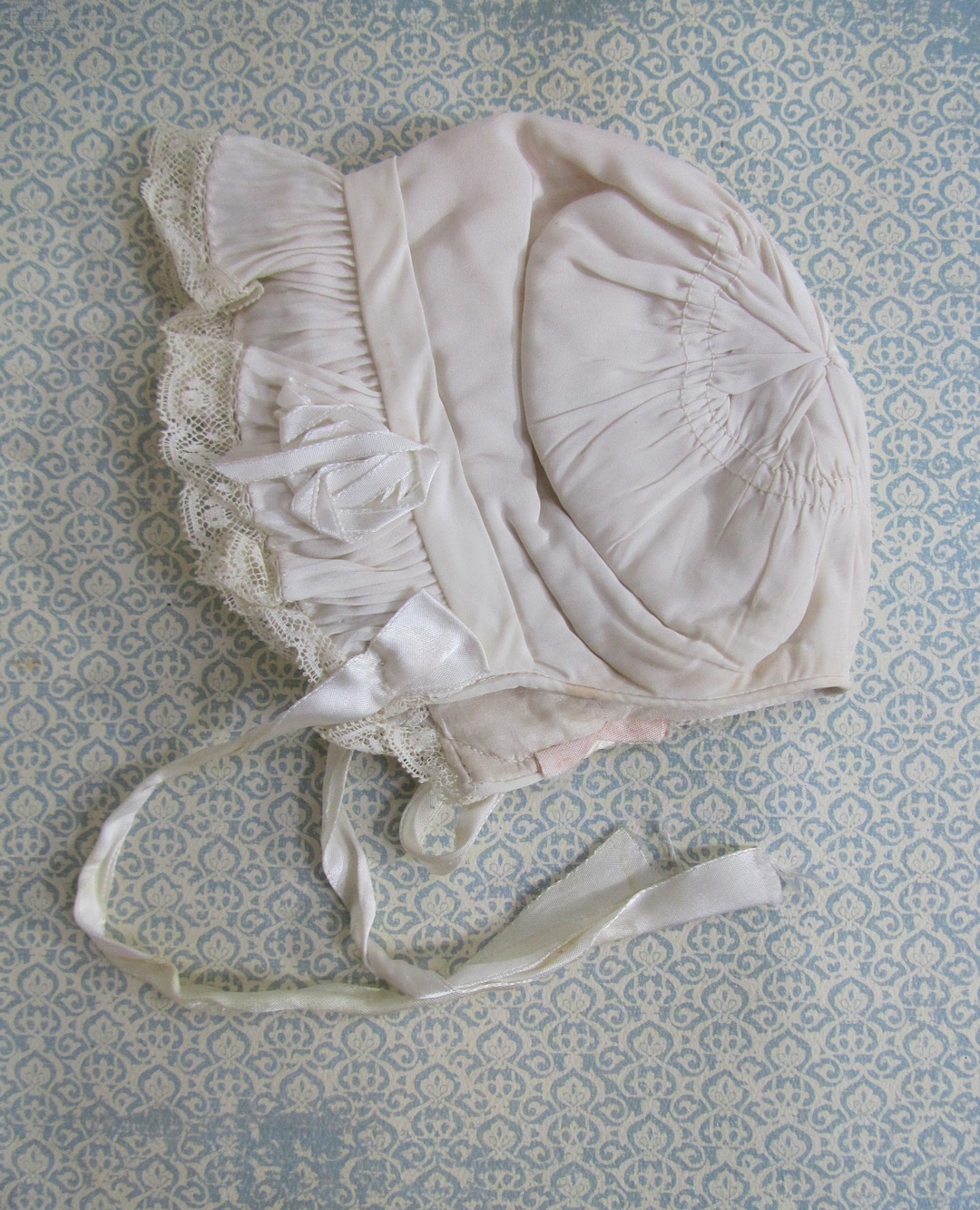 Antique Vintage Baby Bonnet Sunbonnet, Cream White Lace and Ribbon ...