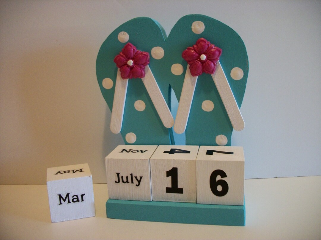 Flip Flops Calendar Perpetual Wood Block Flip Flops Shoe Blue Pink ...