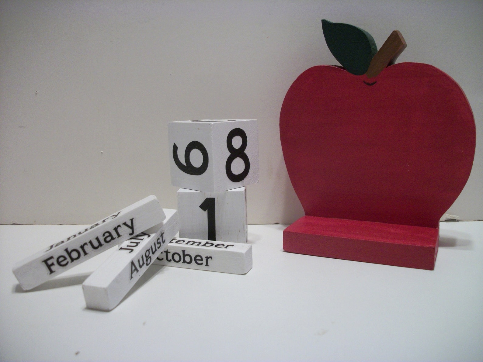 Apple Calendar Perpetual Wood Block Red Apple Decor Teacher Gift - Etsy