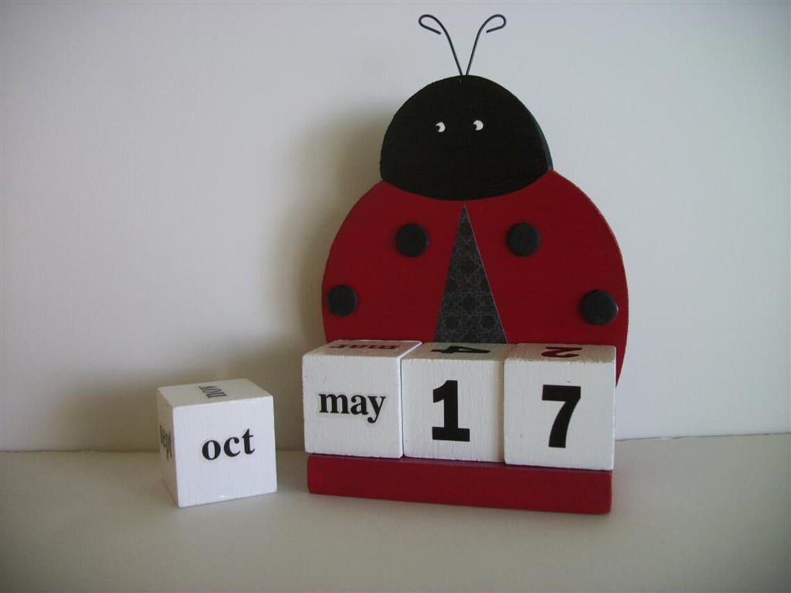 Ladybug Calendar Perpetual Wood Block Red Ladybug Decor - Etsy