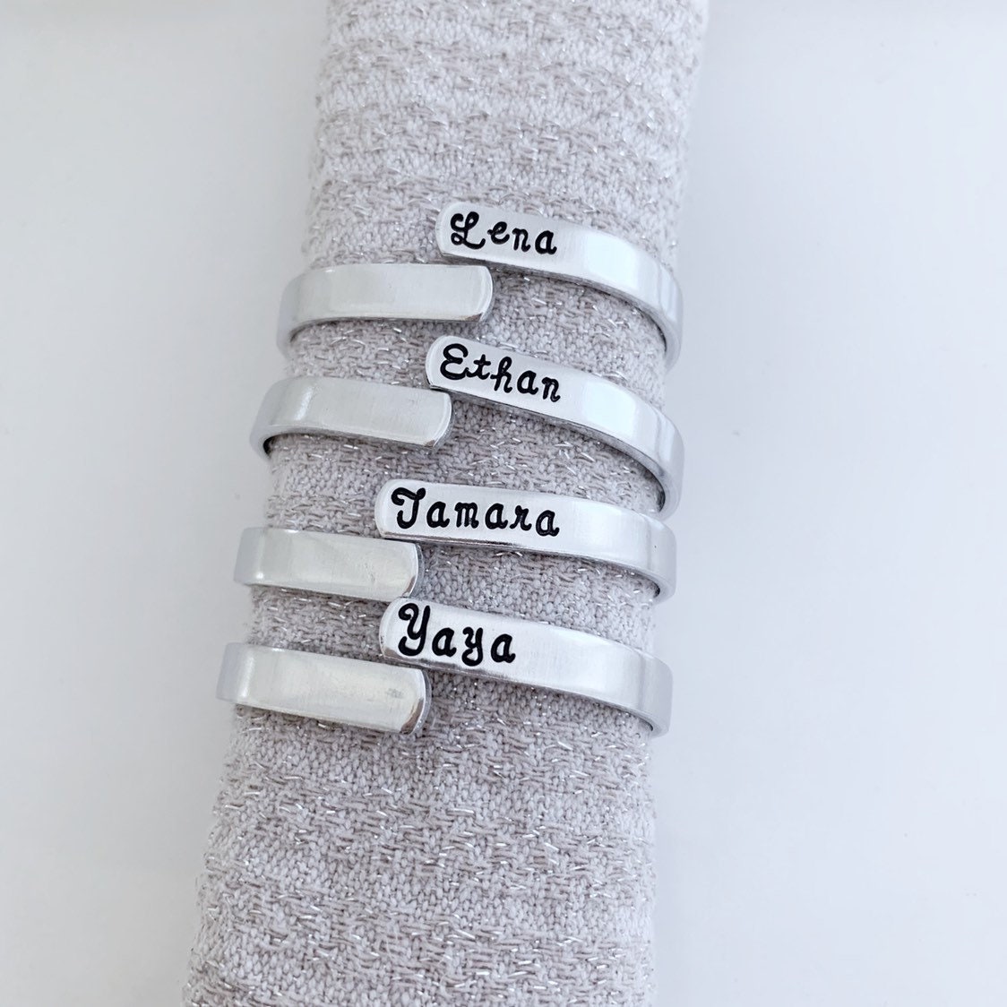 Set of 8 Family Napkin Rings, Personalized, Fun Party Set - Etsy