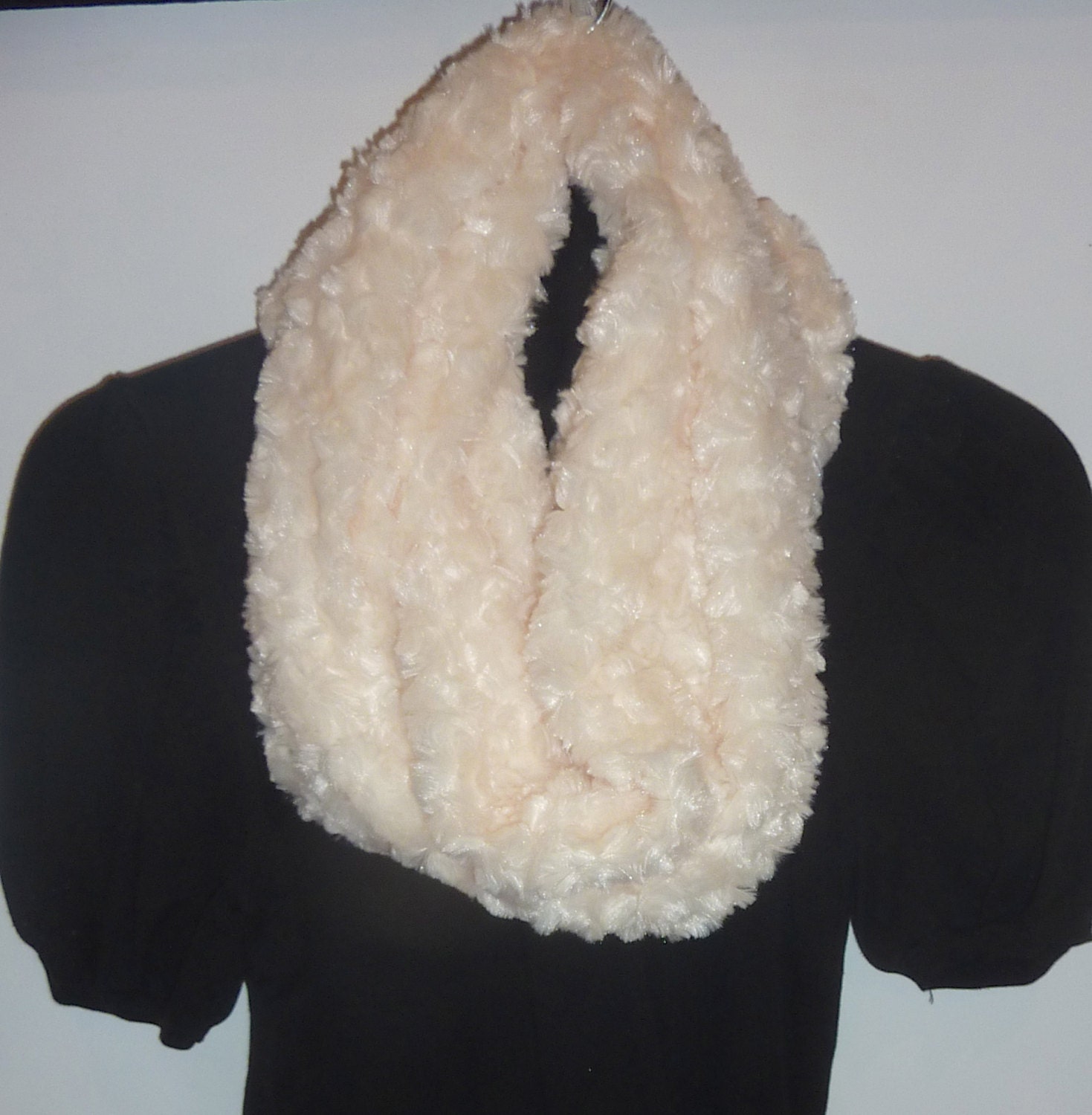 Rose Cream Faux Fur Infinity Scarf Super Soft Ivory off - Etsy