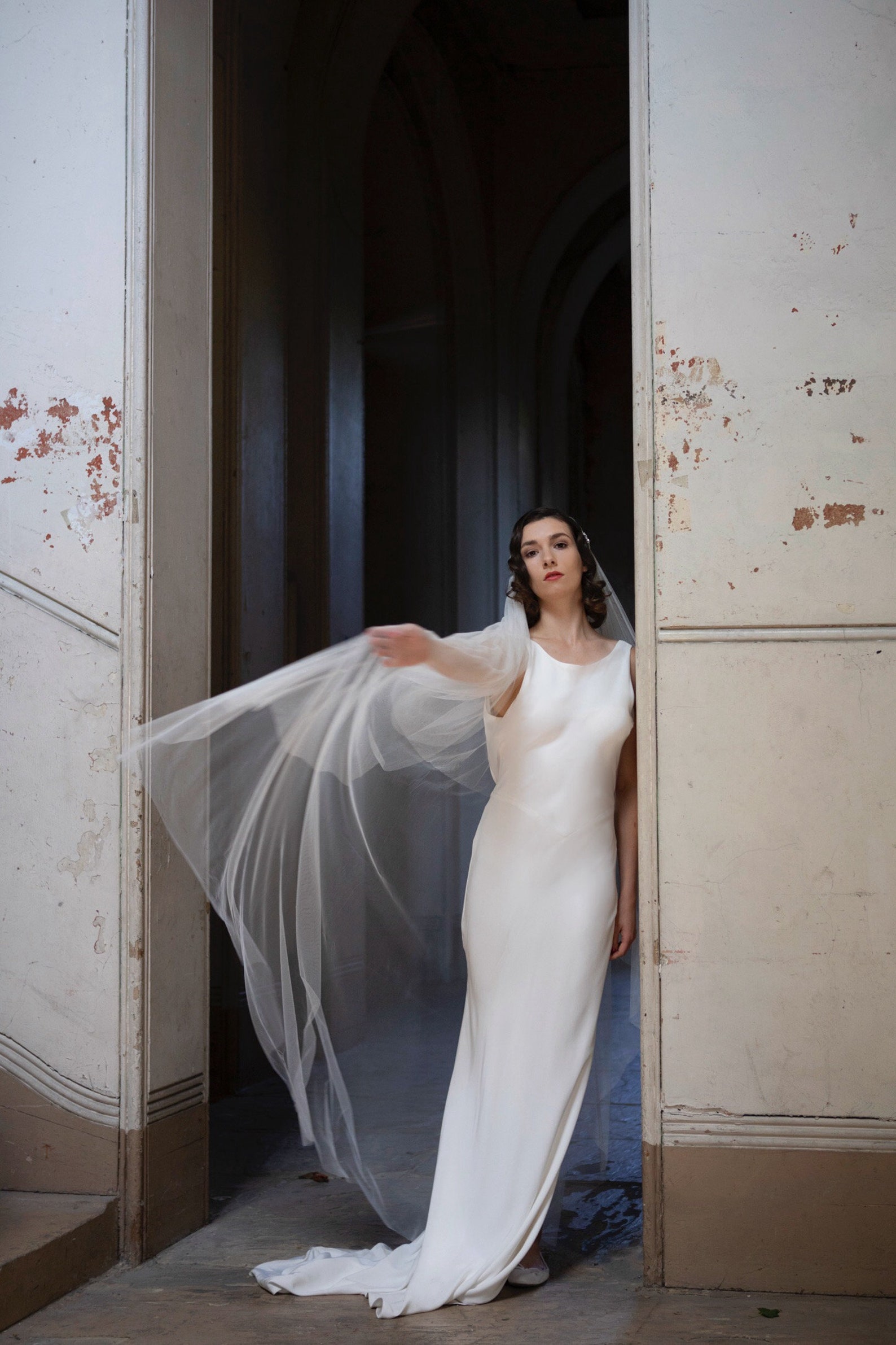 Ivory Juliet Cap Veil With Crystal Trim - Vintage Style Wedding Veil ...