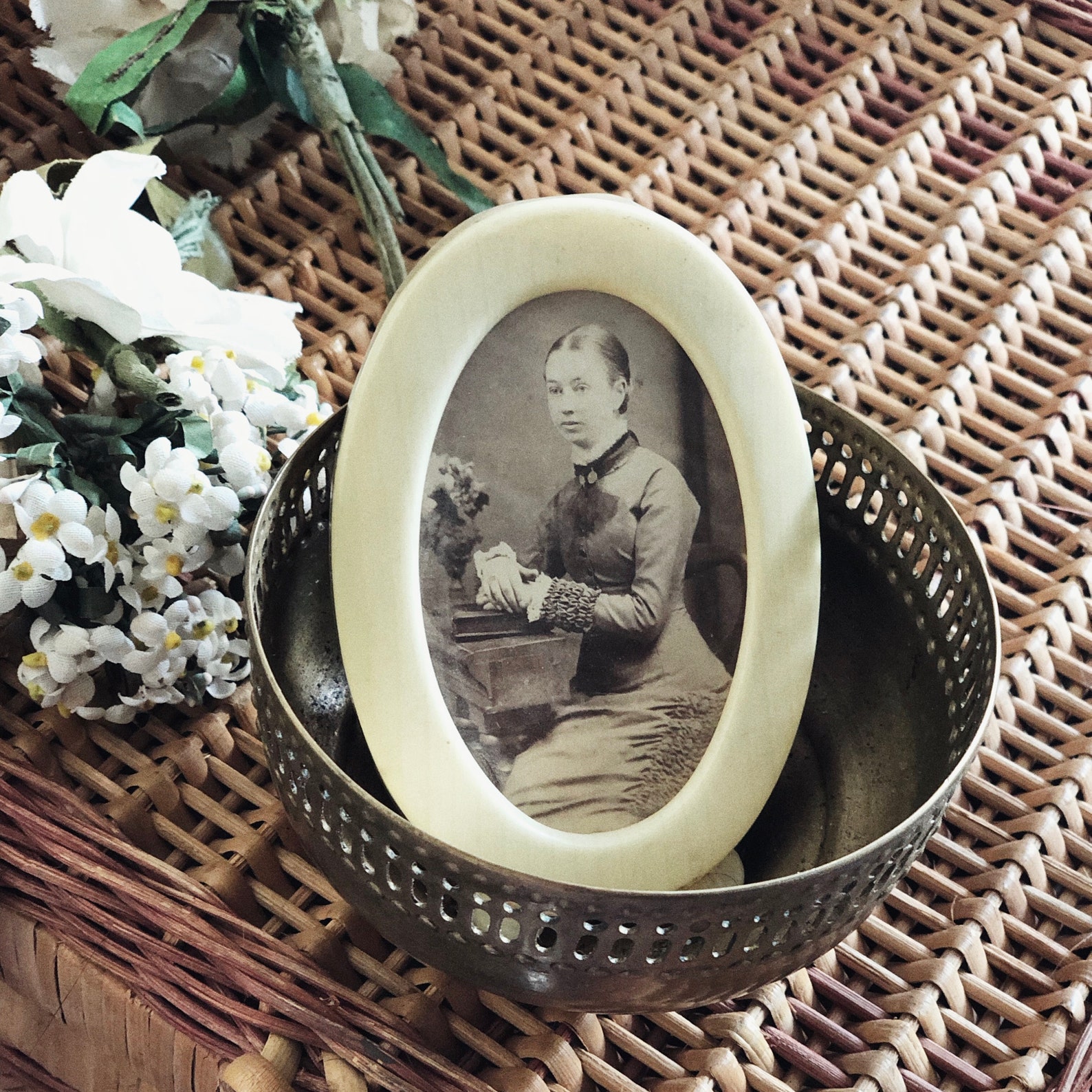 Antique Plastic Frame - Etsy