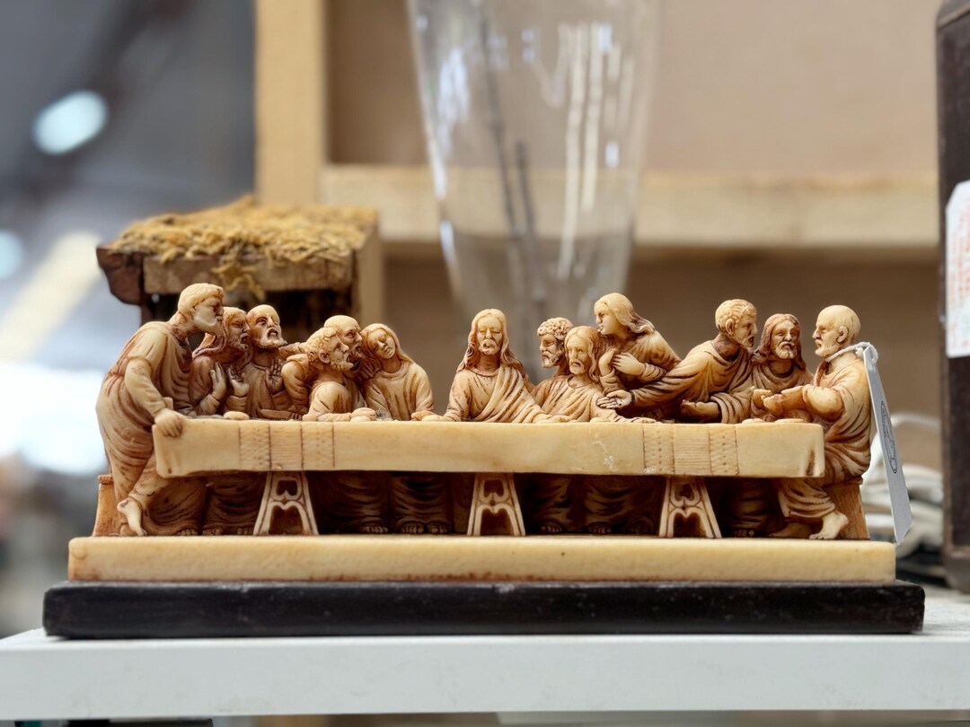 Vintage Last Supper Resin Statue - Etsy
