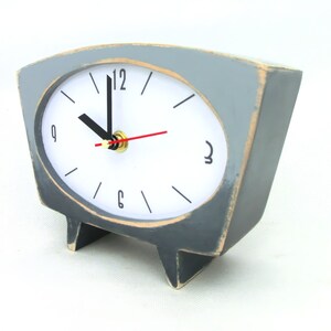 Gray Desk Clock, Grey Ombre Clock, Shaded Clock, Vintage 60s Style ...