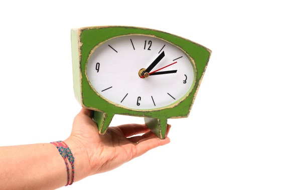 NO TICKING Wood Table Clock Desk Fresh Green QUIET / Silent - Etsy