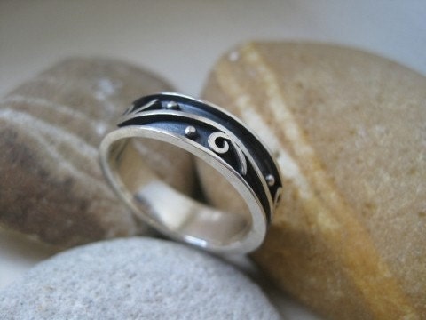 Runner Sterling Silver Ring, Silver Jewelry, Gift for Her - Etsy