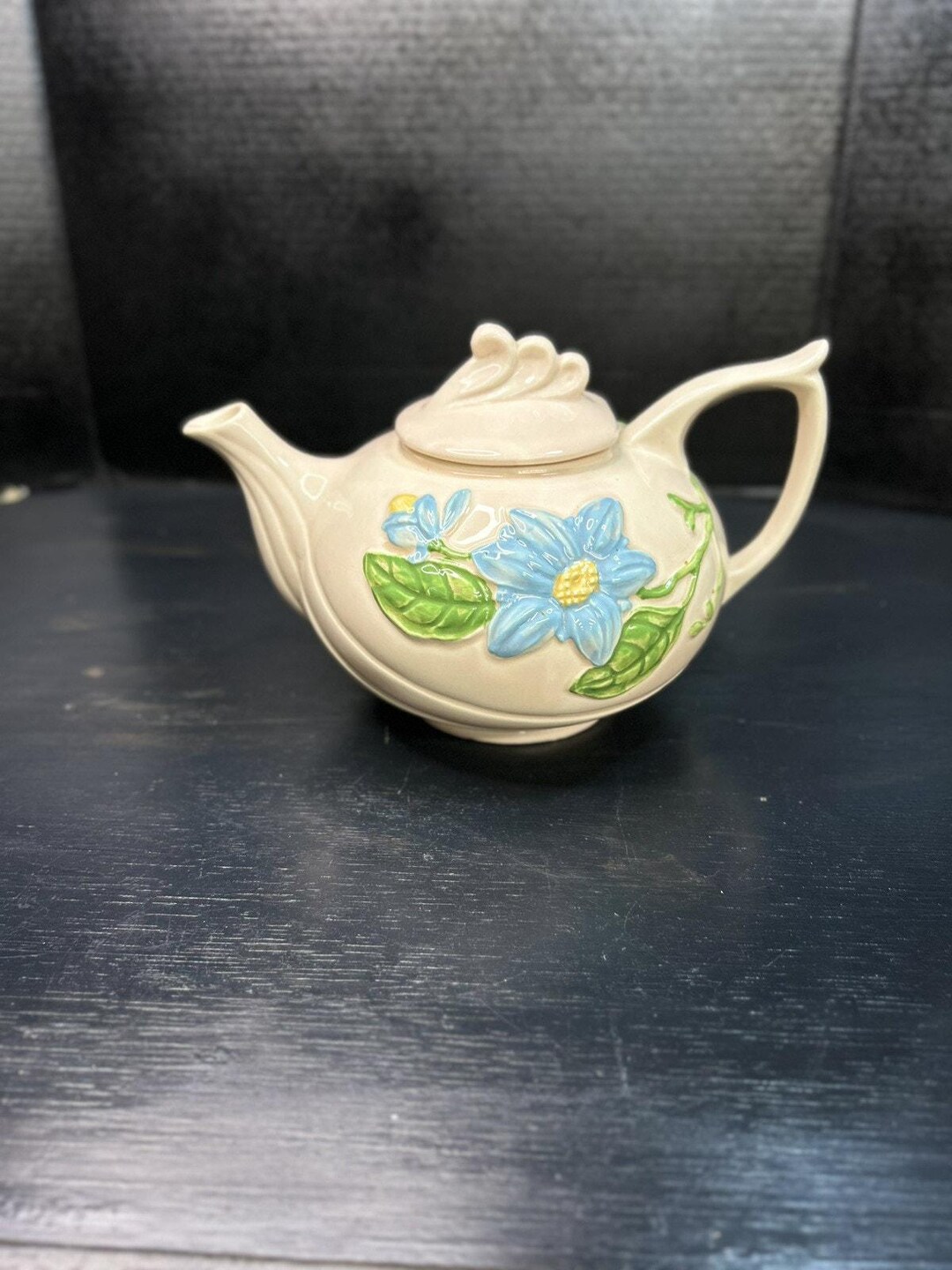 Rare Elegant Vintage Hull Pottery Magnolia Flower Teapot Pastel Pink ...