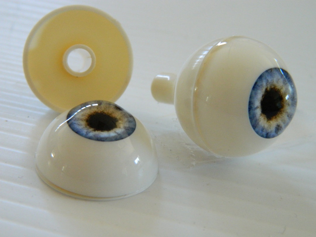 Pair of Life Size Infected Walking Dead Zombie Realistic Human Acrylic ...