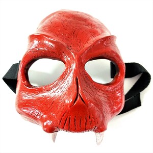 HALLOWEEN Red Beast Vampire Resin Mask - Etsy