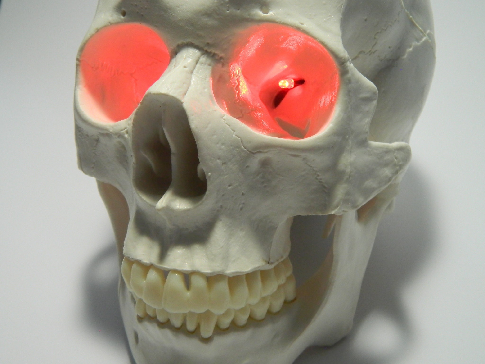 Halloween Horror Prop Battery Operated 24"led EYES With Effects ...