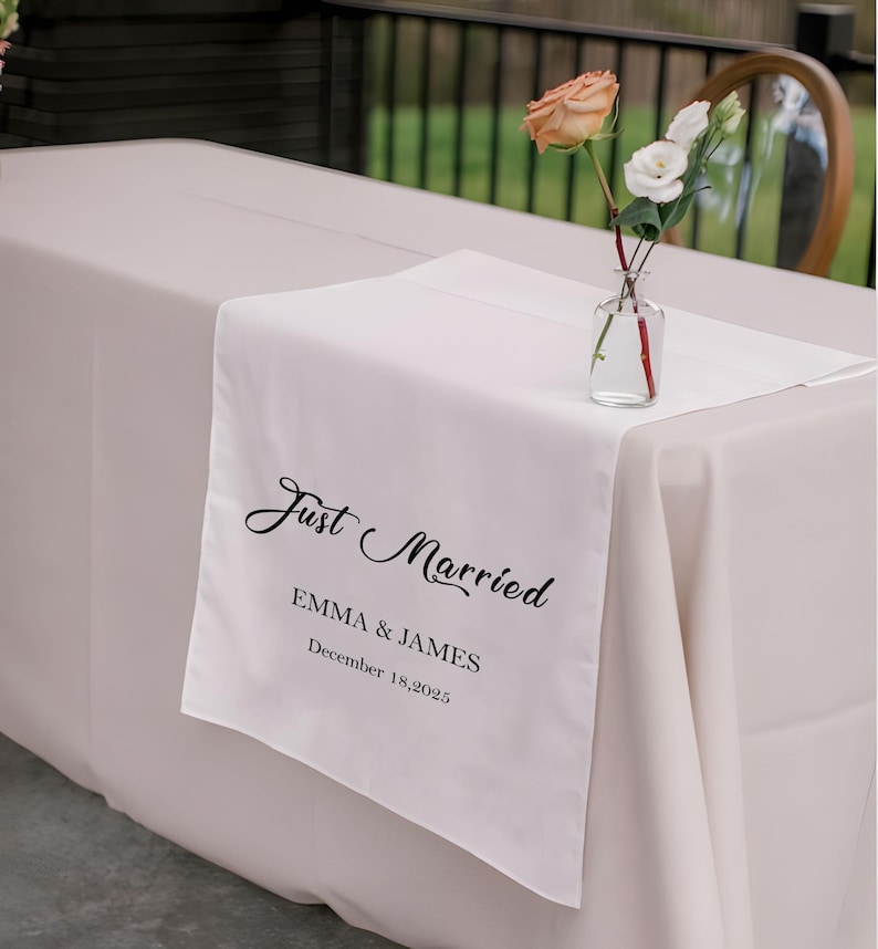 Custom Wedding Table Runner, Personalized Linen Wedding Sign ...
