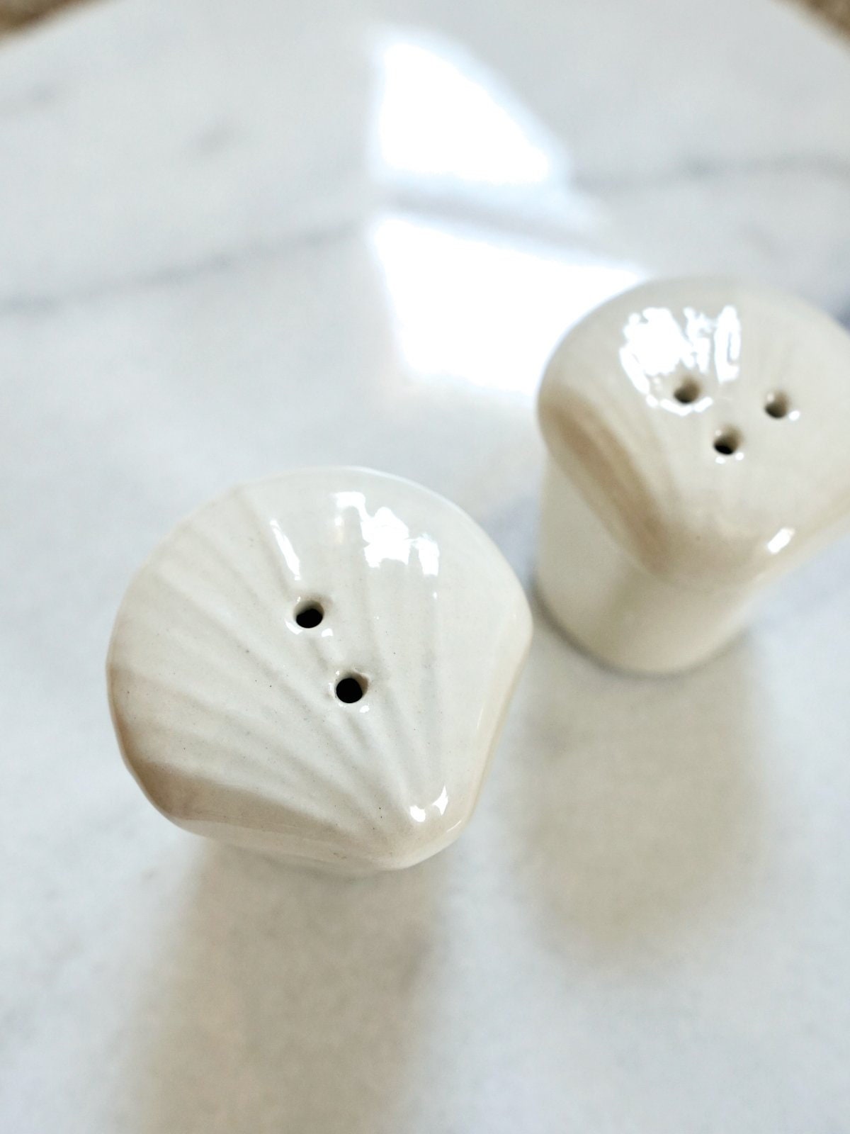 Vintage 80's White Seashell Salt | Pepper Shaker Ceramic Beach Shell ...
