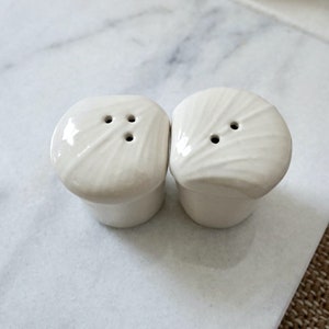 Vintage 80's White Seashell Salt | Pepper Shaker Ceramic Beach Shell ...