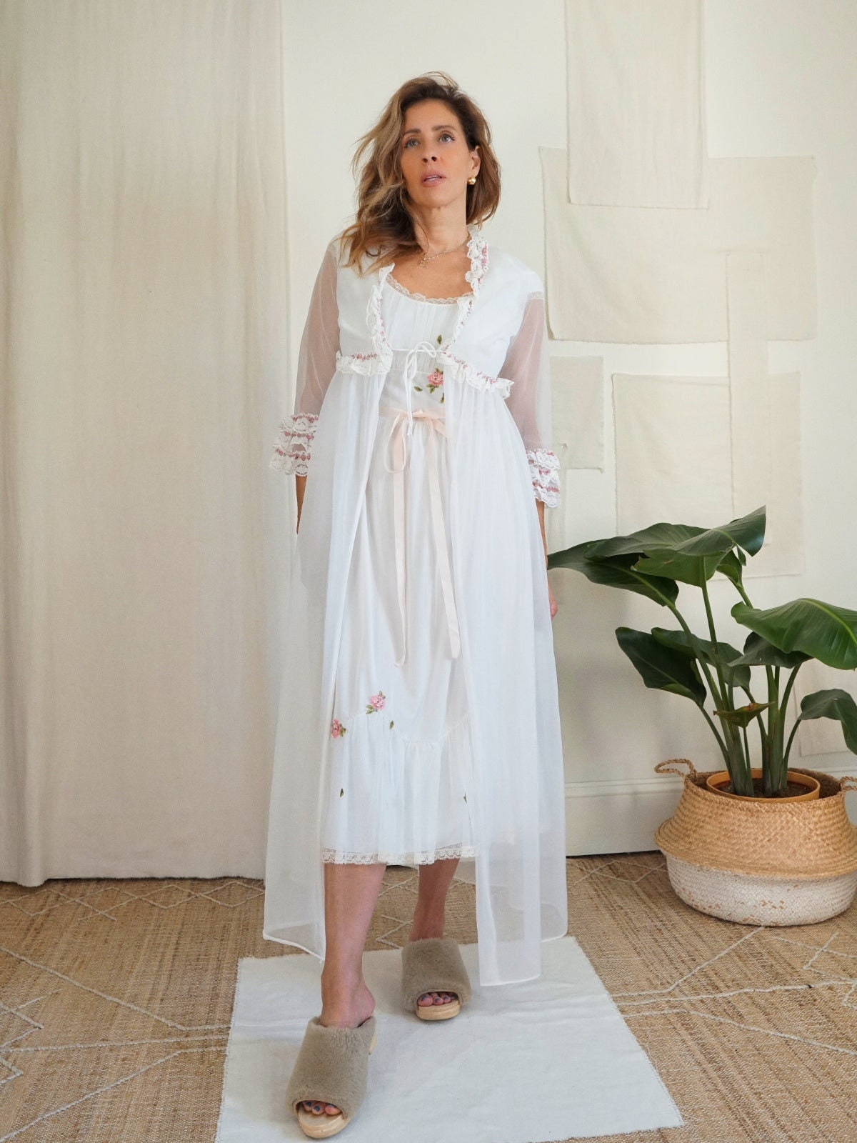 Vintage 50's Laros Ivory White Dreamy Pink Rose Floral Applique Nylon ...