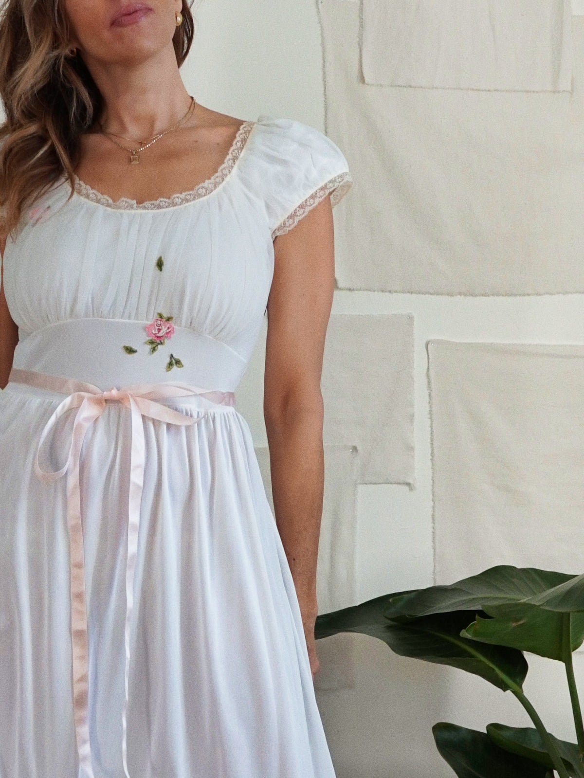 Vintage 50's Laros Ivory White Dreamy Pink Rose Floral Applique Nylon ...