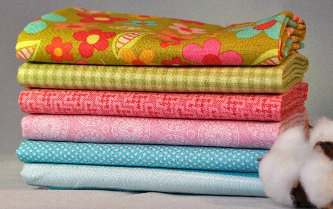 Sweet Nothings 6 Green Fat Quarters Bundle by Zoe Pearn for Riley Blake ...