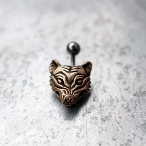 Wolf Belly Ring Piercing, Titanium or Surgical Steel Bar - Etsy