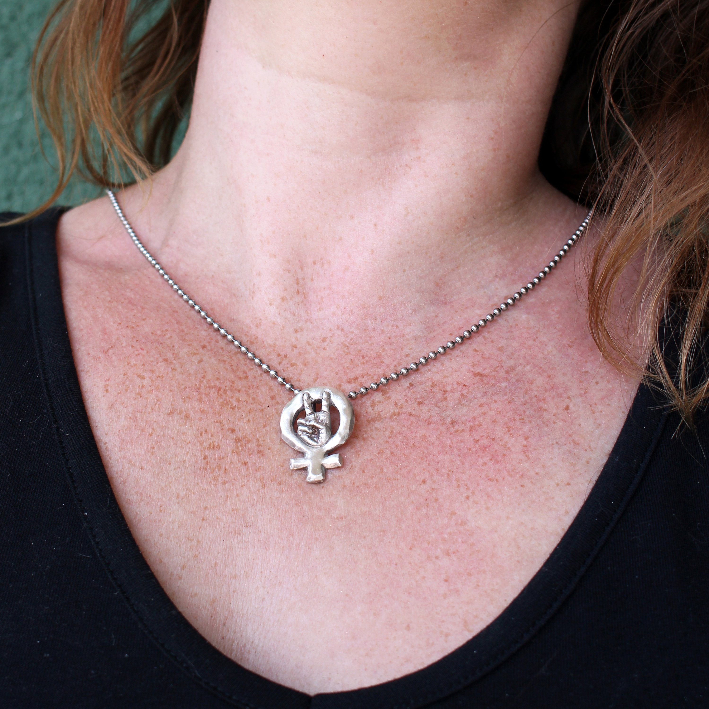 Victorious Women, Feminist Symbol Necklace - Etsy