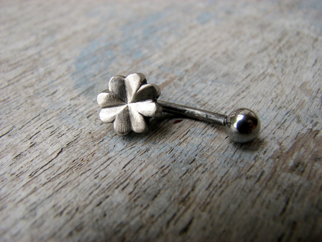 Clover Belly Button Ring White Bronze - Etsy