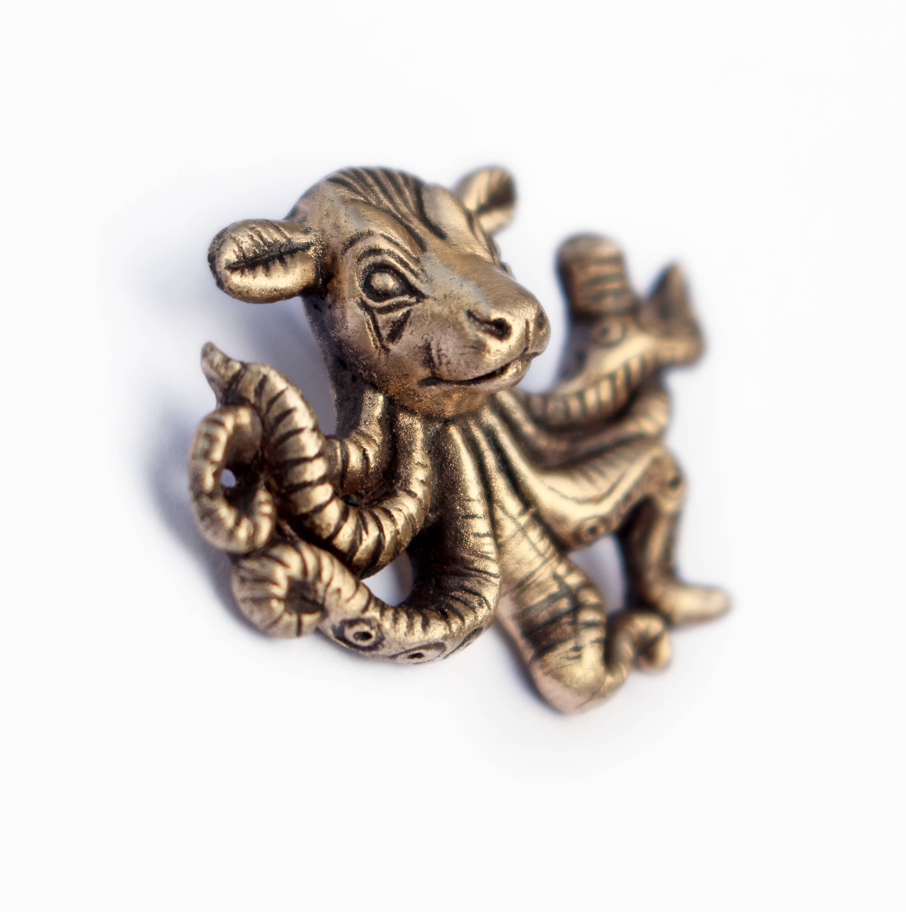 Cow-octopus Tentacled Monster Necklace - Etsy Sweden